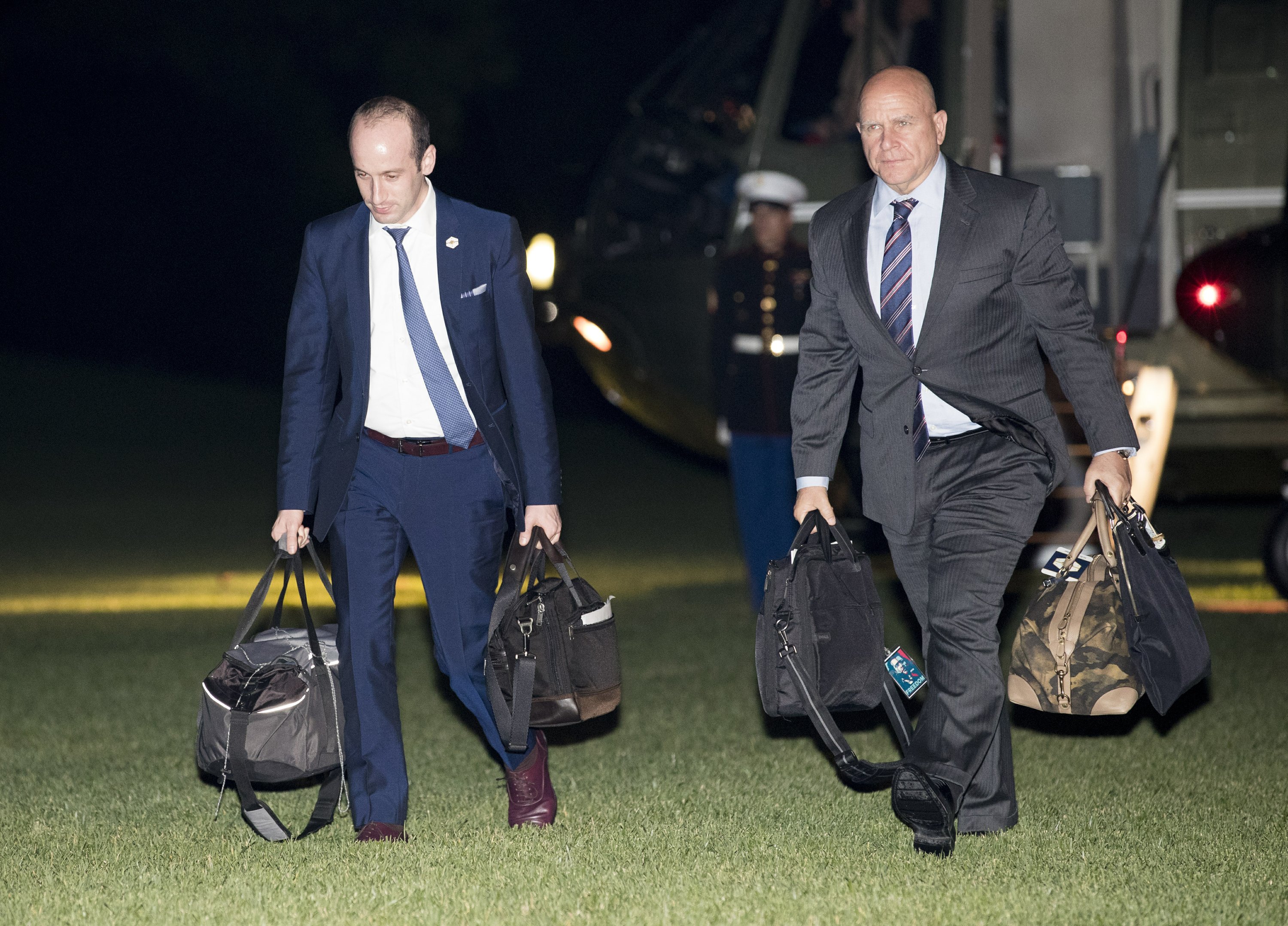 Trump eyes White House overhaul, outside lawyers and PR team | AP News