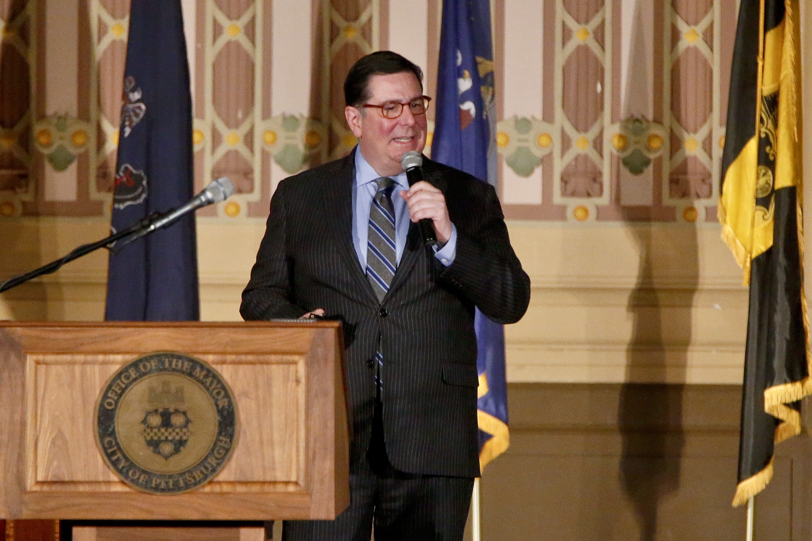 Pittsburgh Mayor Bill Peduto sworn in for 2nd term | AP News