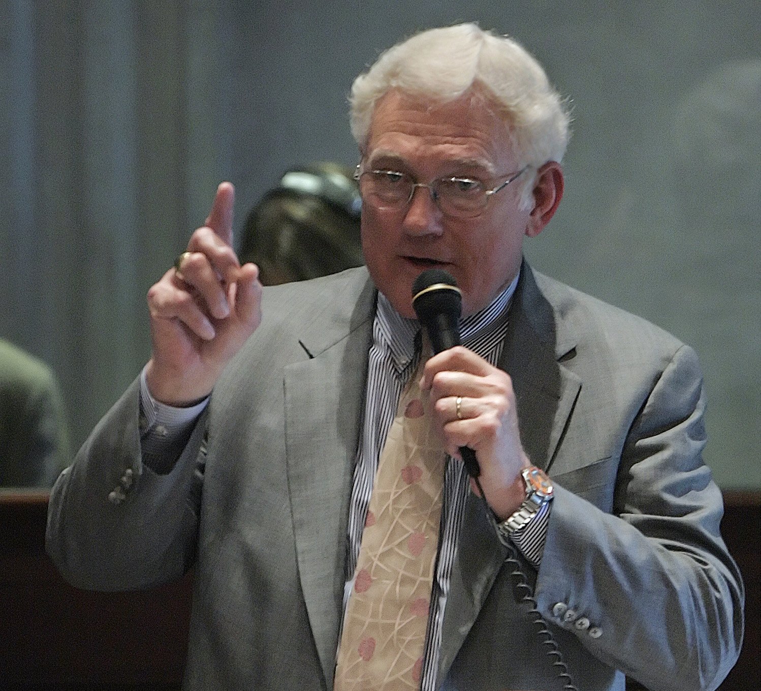Former Tennessee Sen. Joe Haynes dies at 81 | AP News