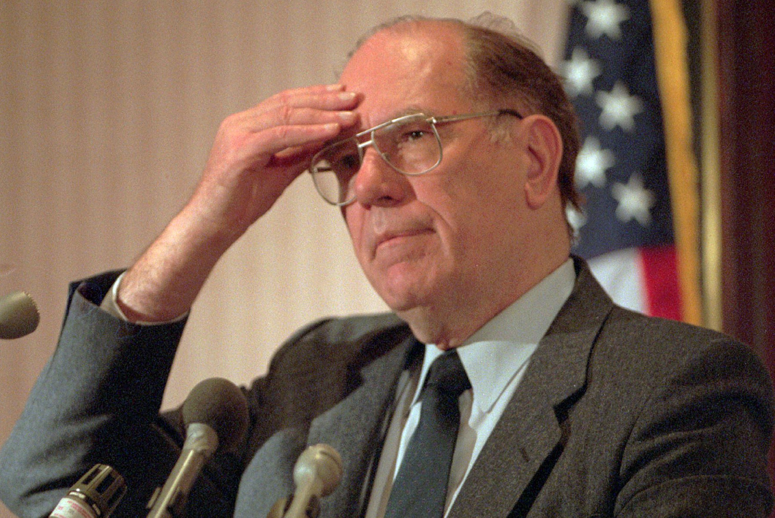 Perennial presidential candidate Lyndon LaRouche dead at 96 | AP News