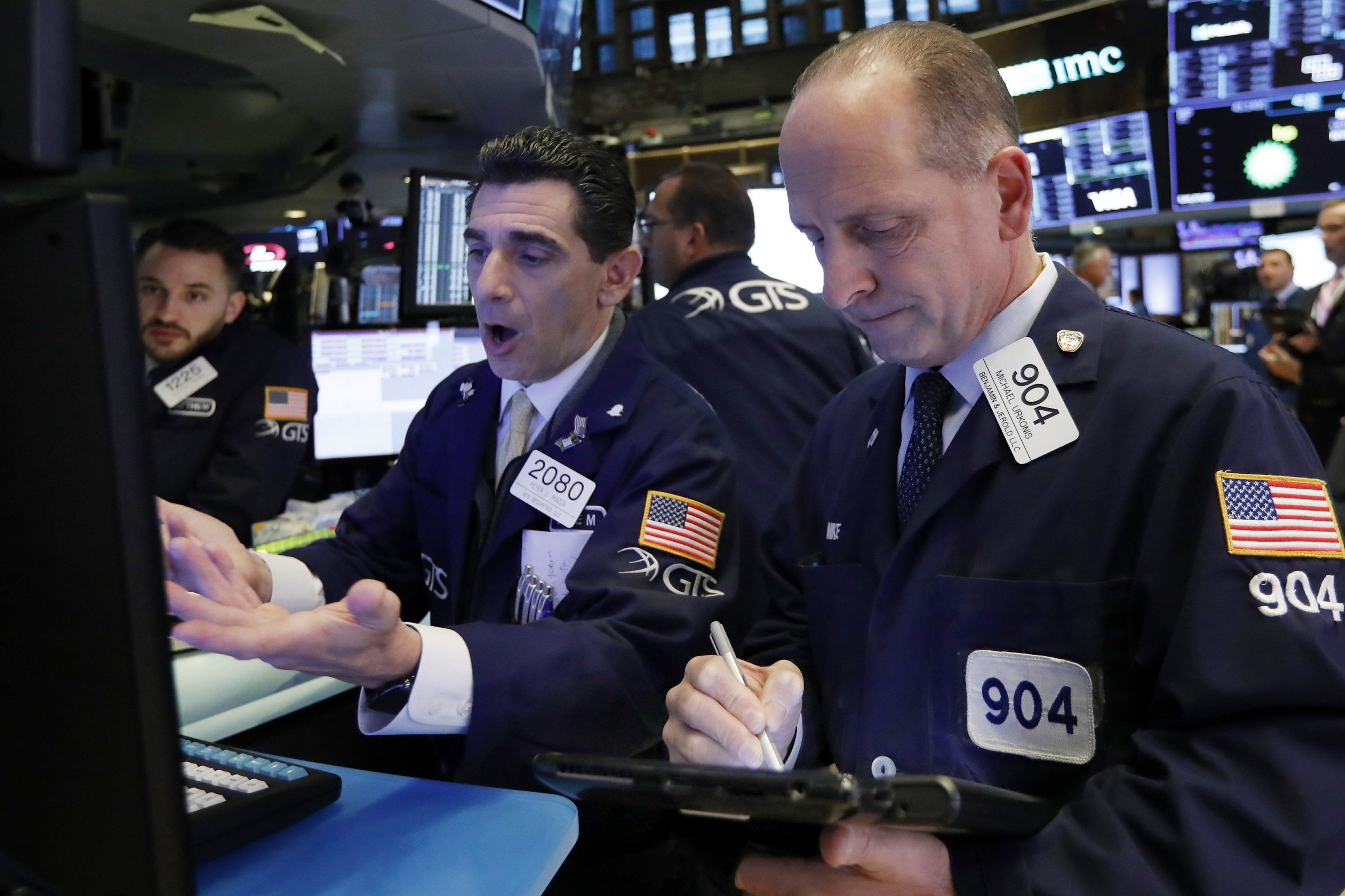 Markets Right Now: Stocks gain on last day of a brutal month | AP News