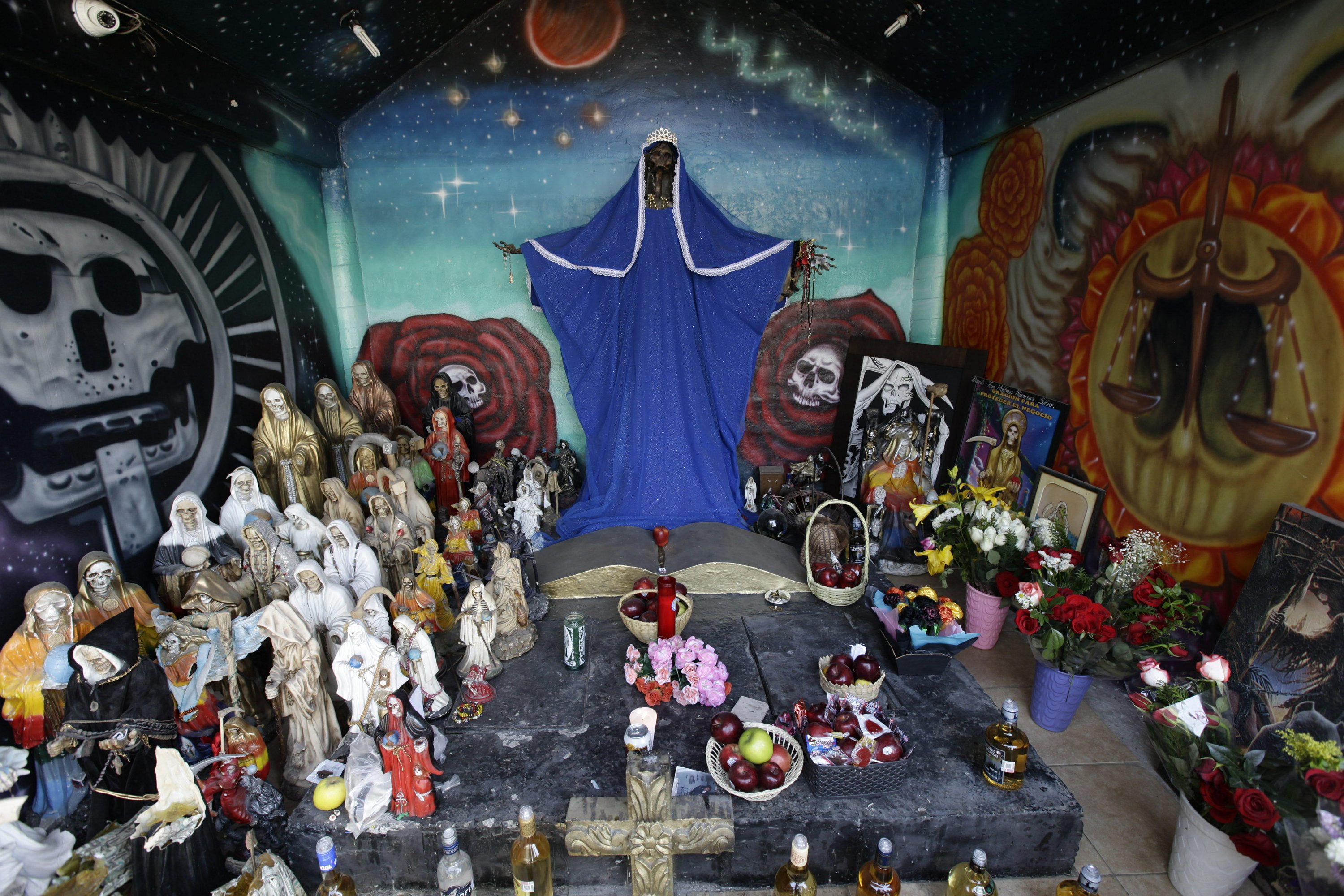 AP PHOTOS: Death Saint draws followers in Mexico | AP News