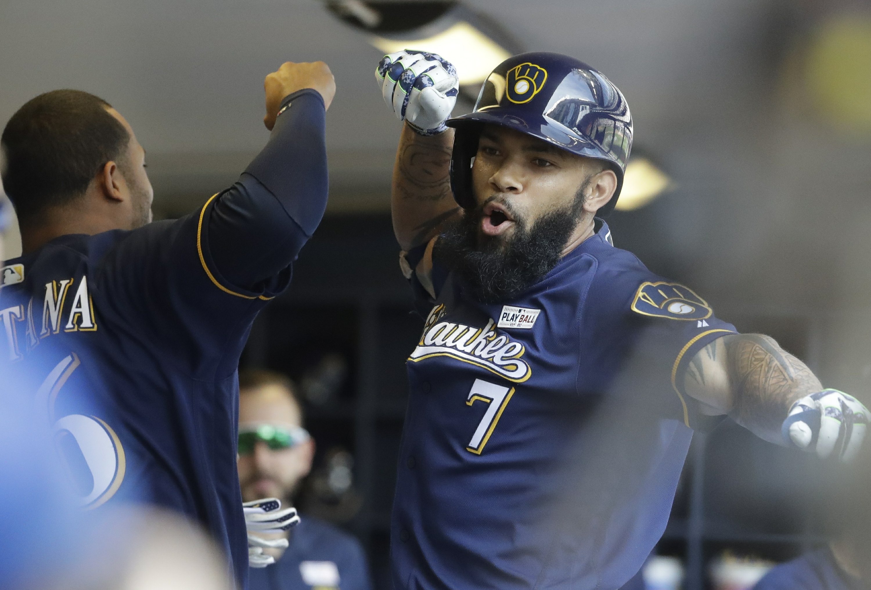 Taking the lead: Brewers get boost by striking first | AP News
