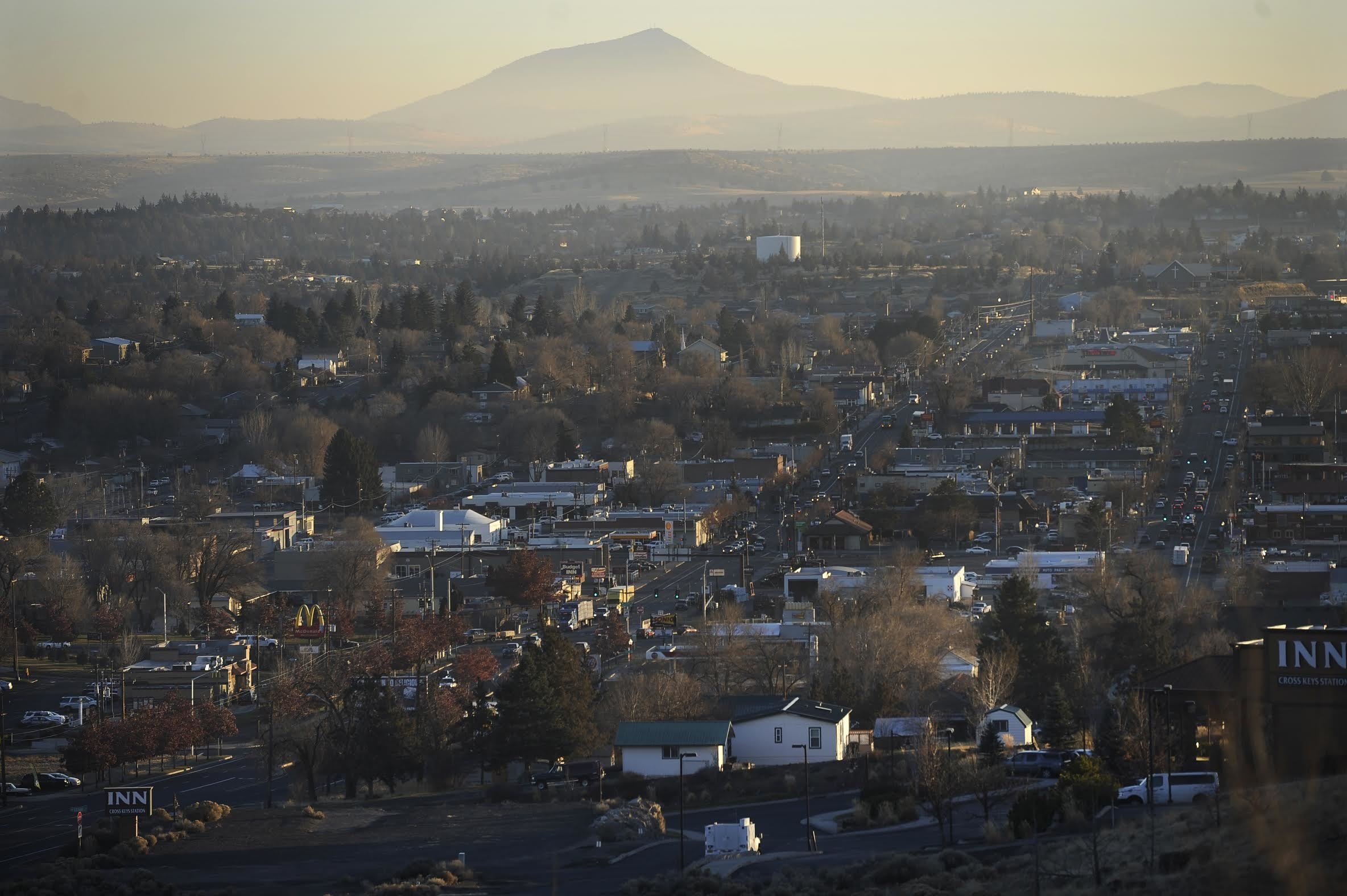 Oregon town seeks first microbrewery, offers benefits | AP News