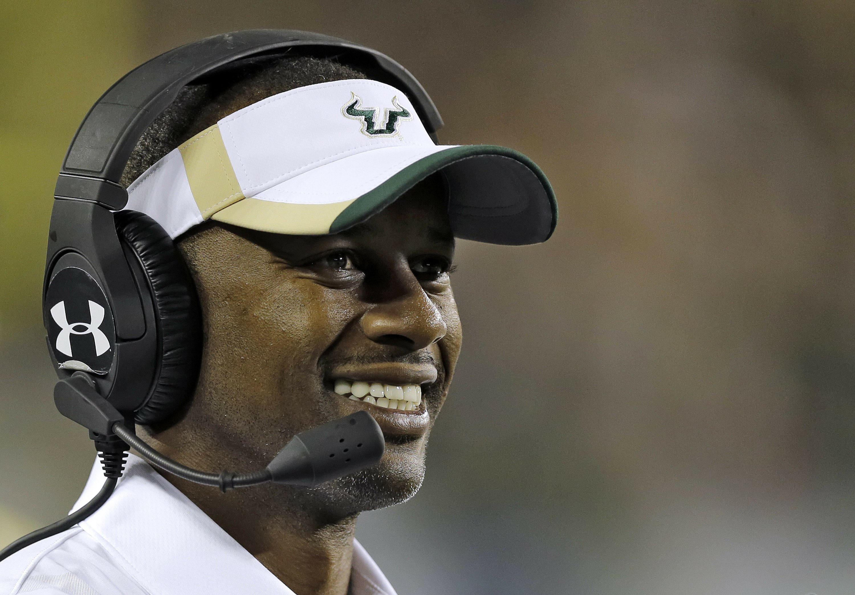 Oregon hires Willie Taggart as new head football coach | AP News