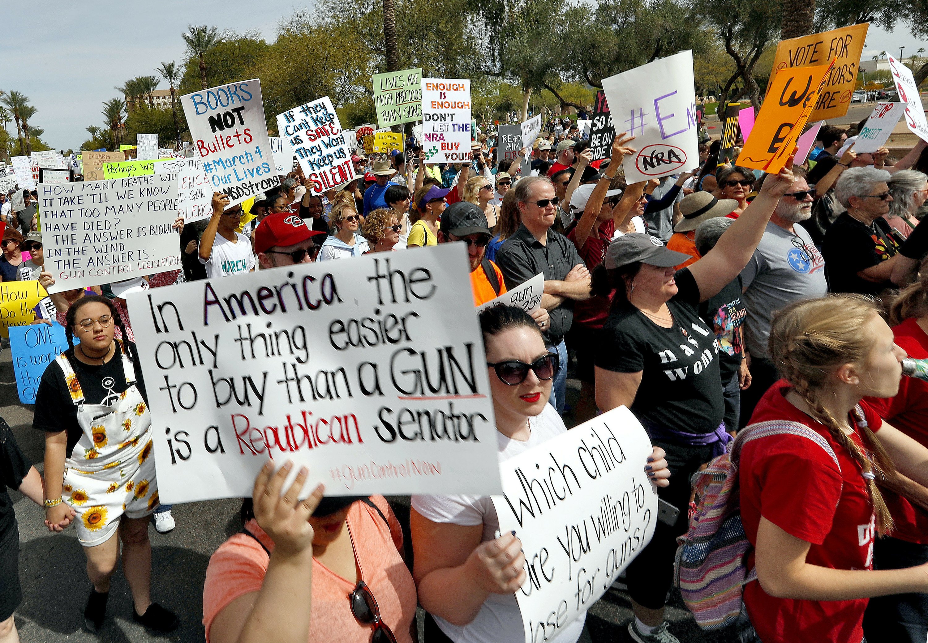 The Latest: State police estimate Phoenix crowd at 15,000 | AP News