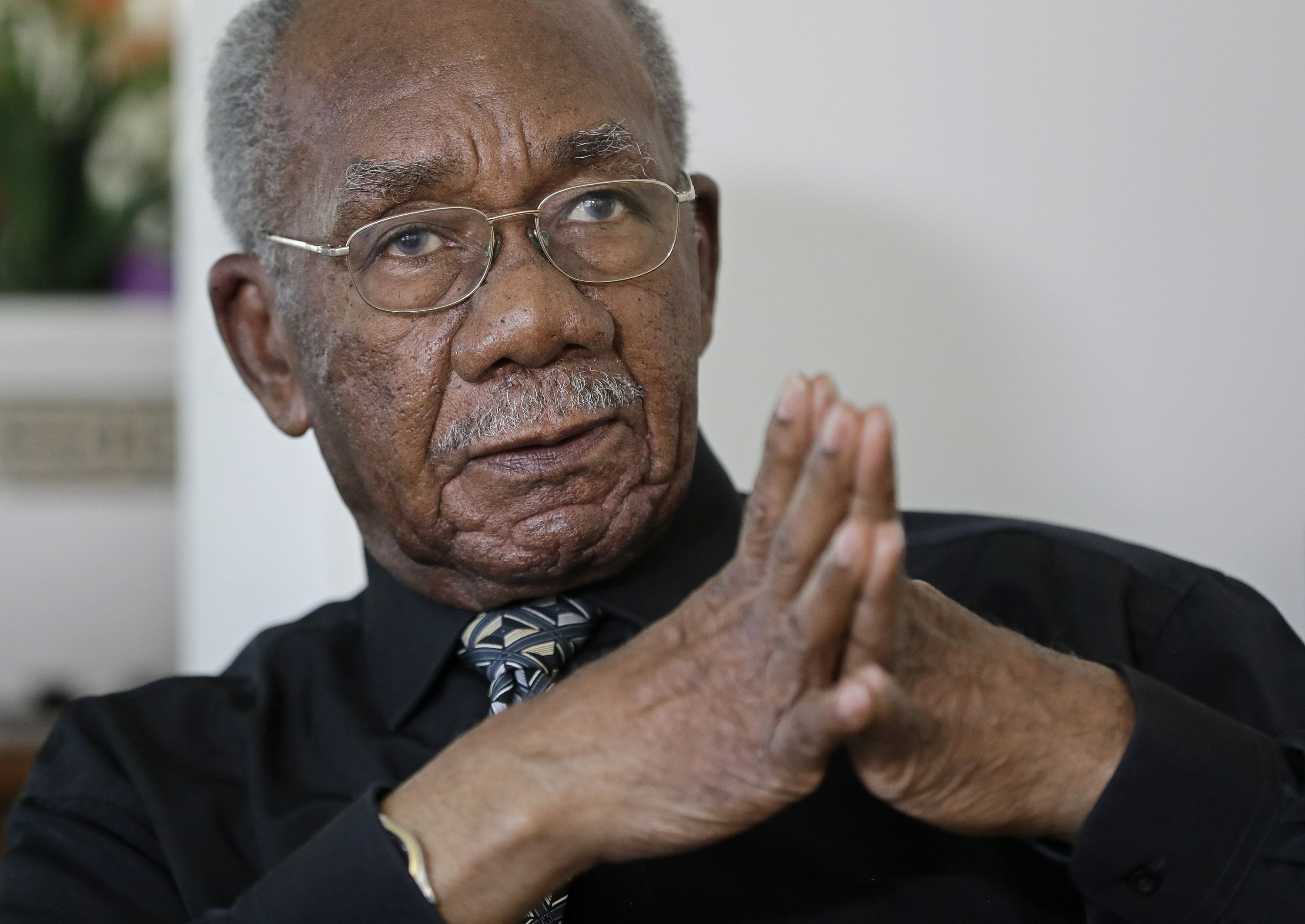 Cross Thompson's Instagram, Twitter & Facebook on IDCrawl