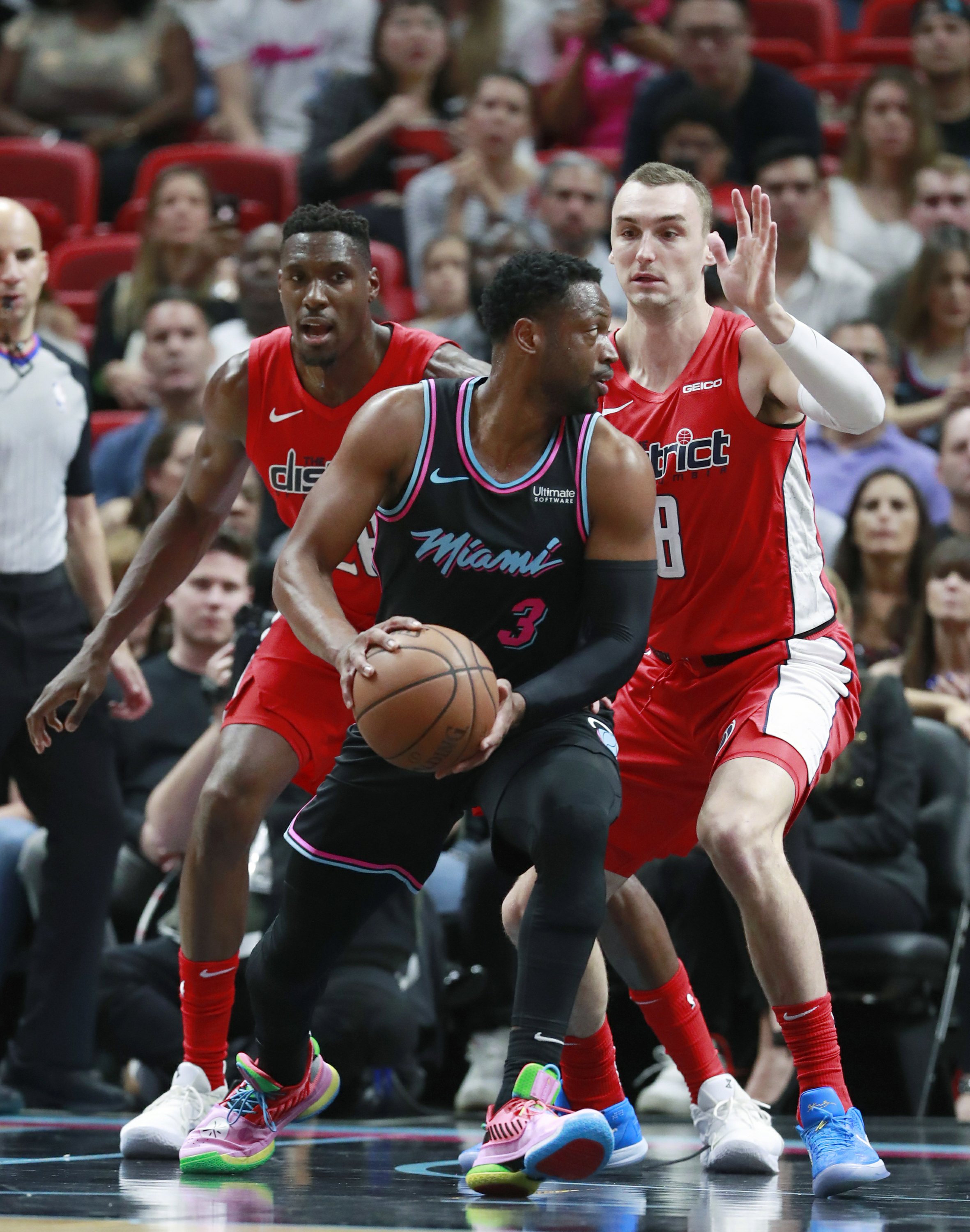 Heat get back over .500, top Wizards 115-109 | AP News