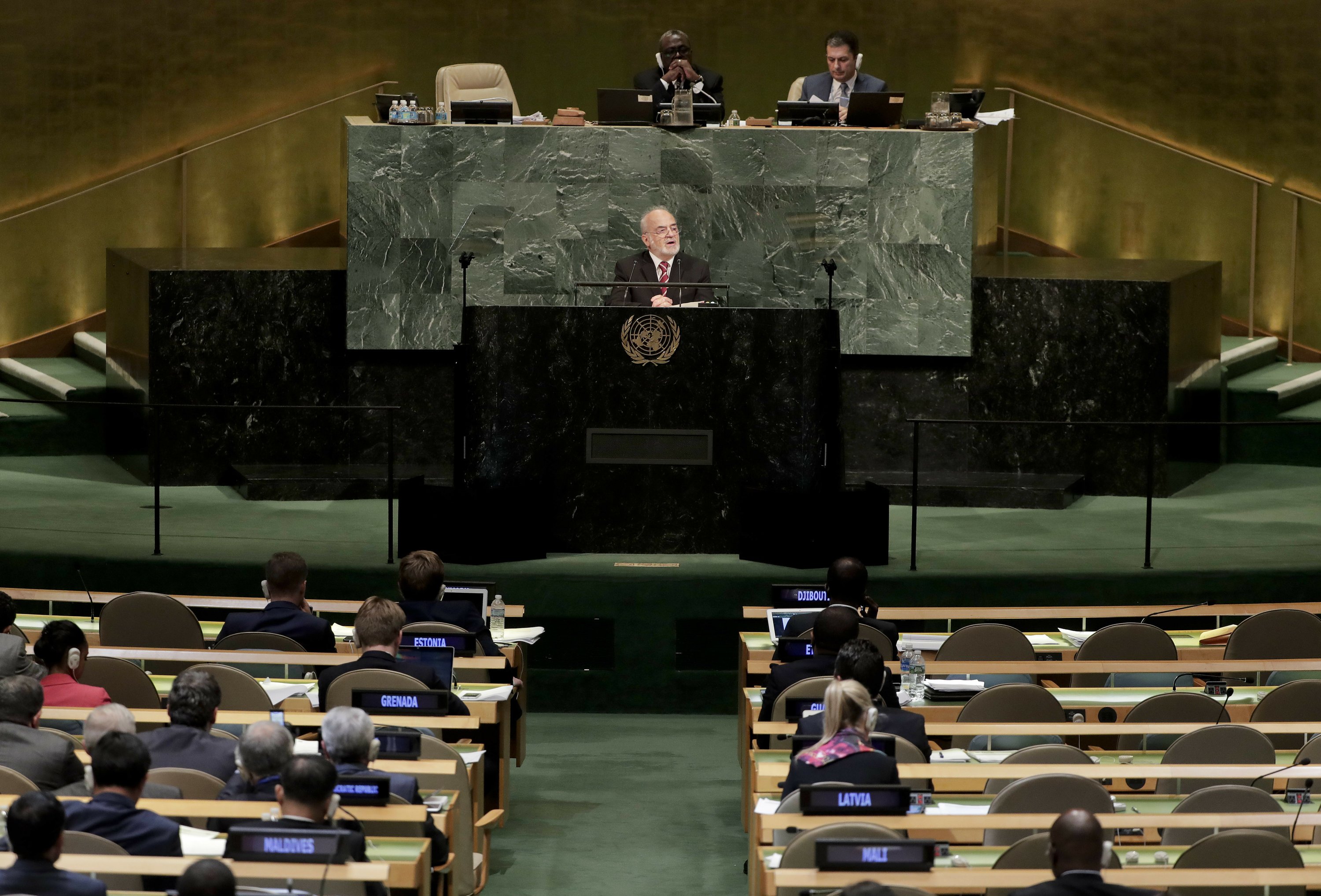 Iraq seeks other nations' help to build a nuclear reactor | AP News