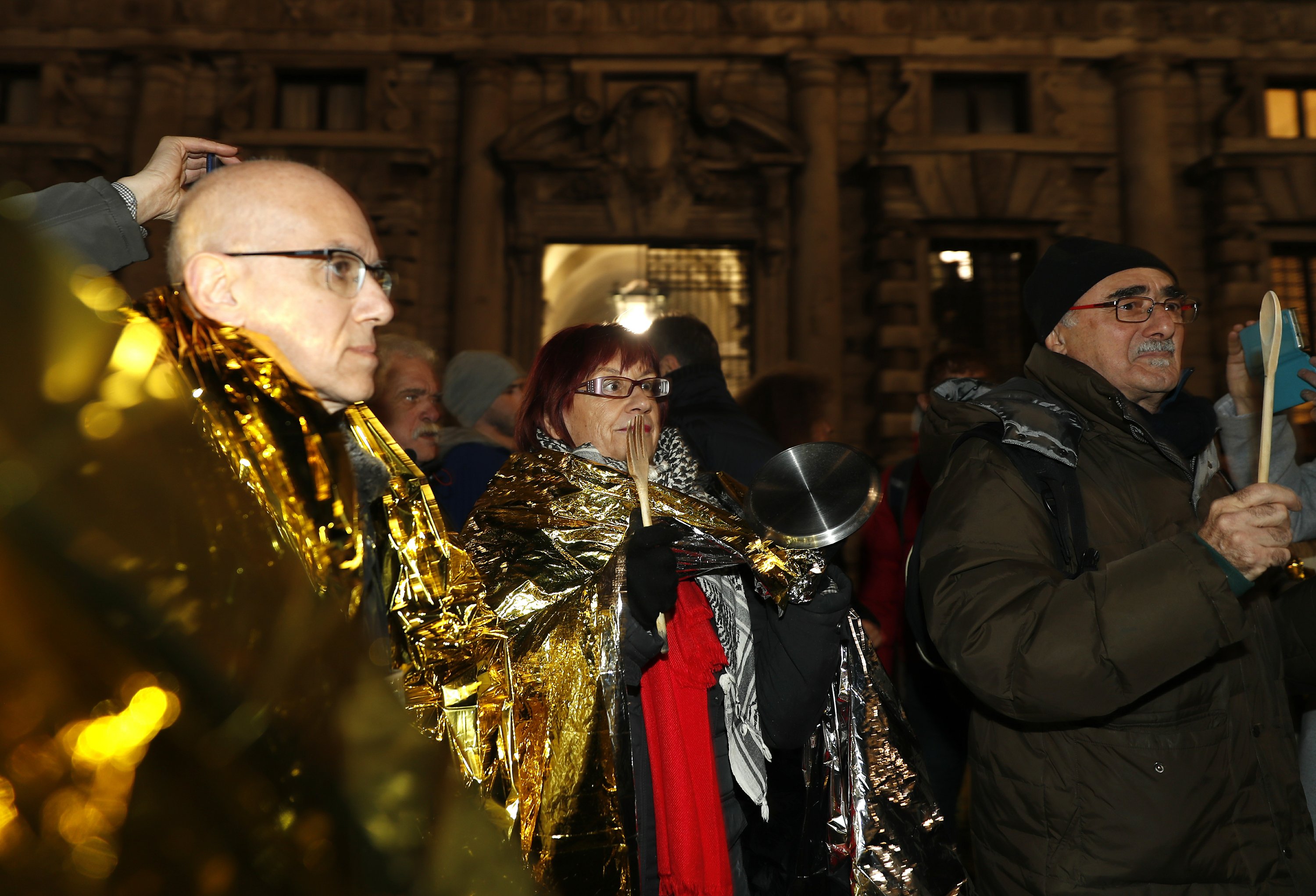 Italian mayors, governors challenge government asylum law | AP News