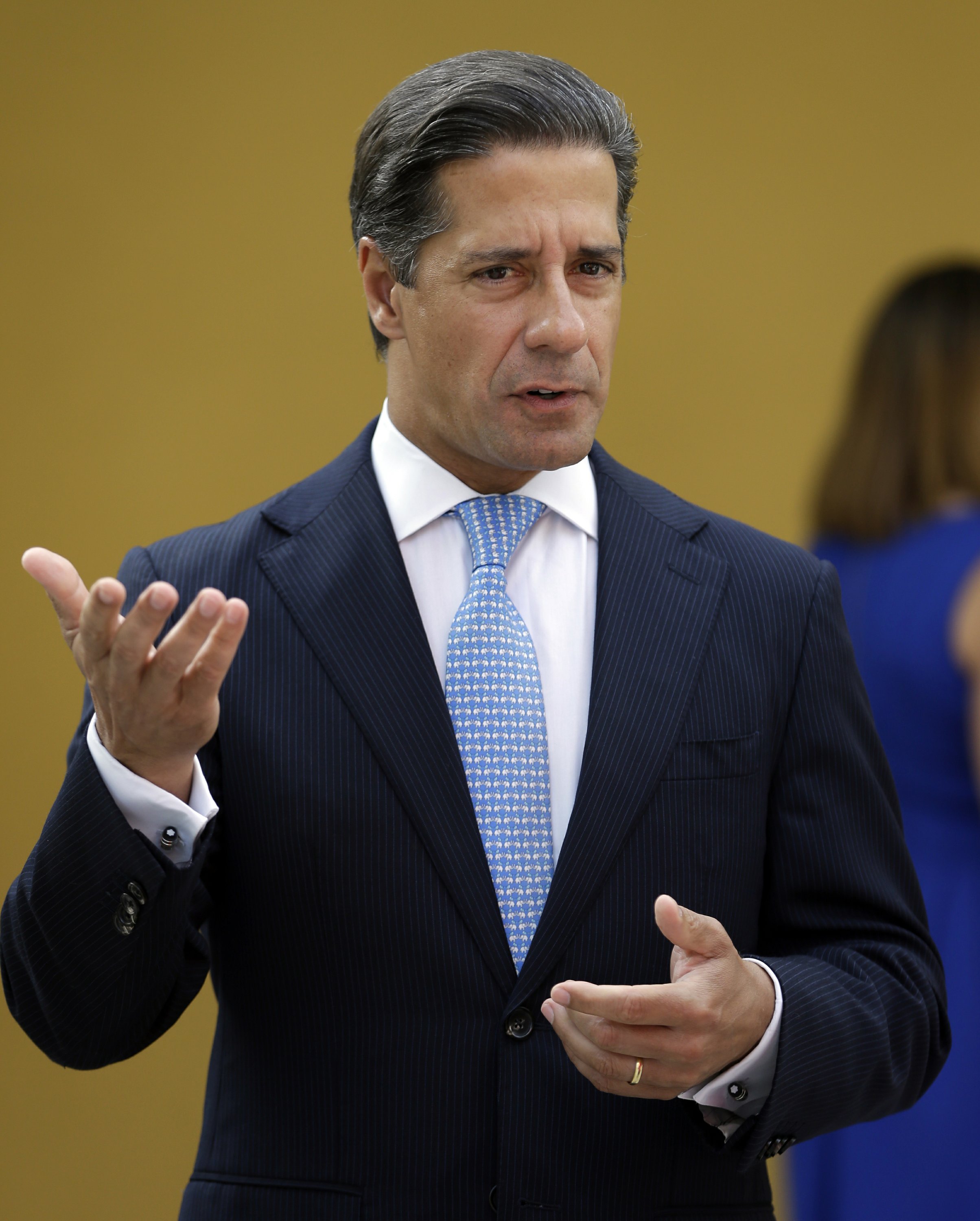 Miami superintendent backs out of deal to lead NYC schools | AP News