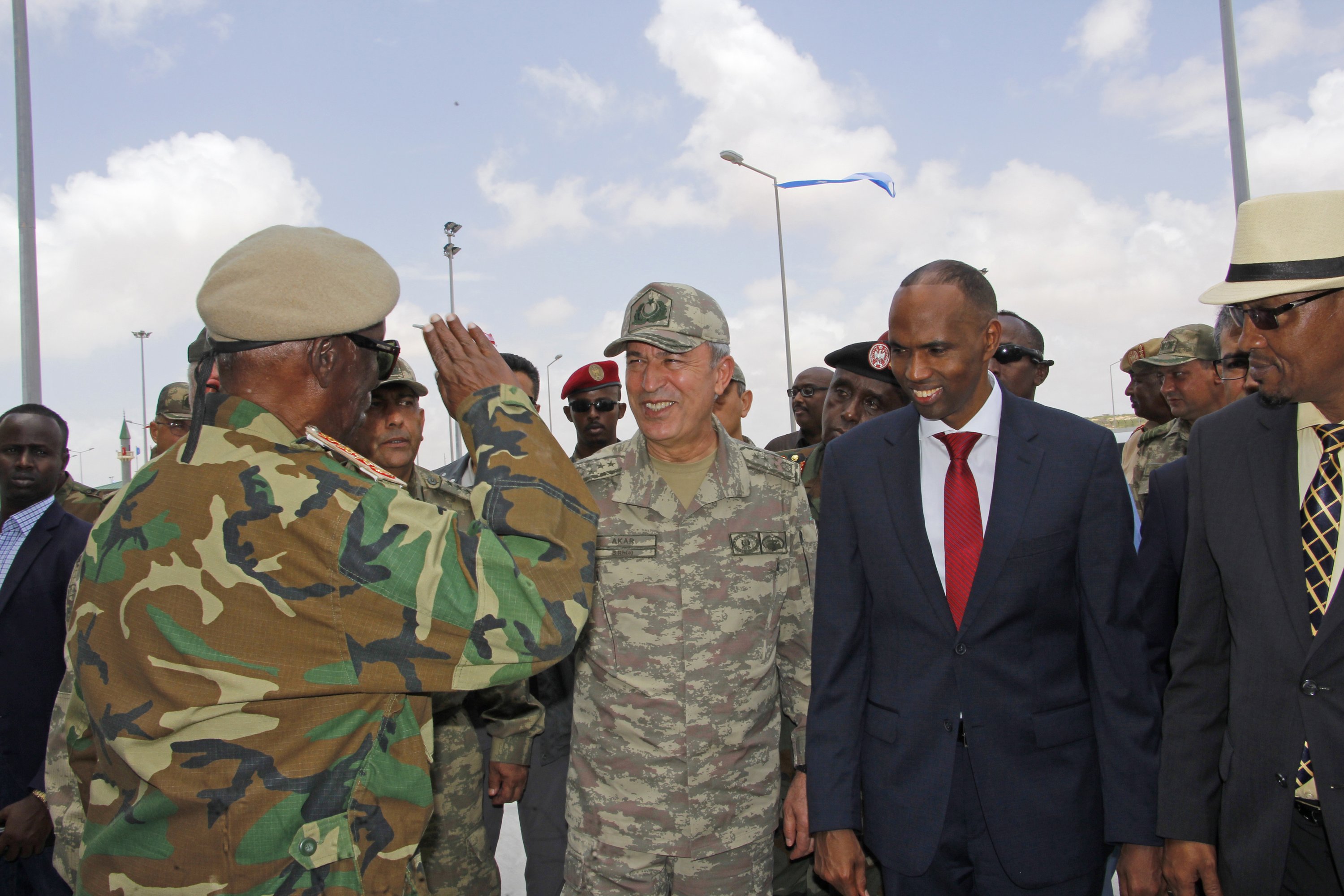 Turkey opens military training base in Somalia capital | AP News