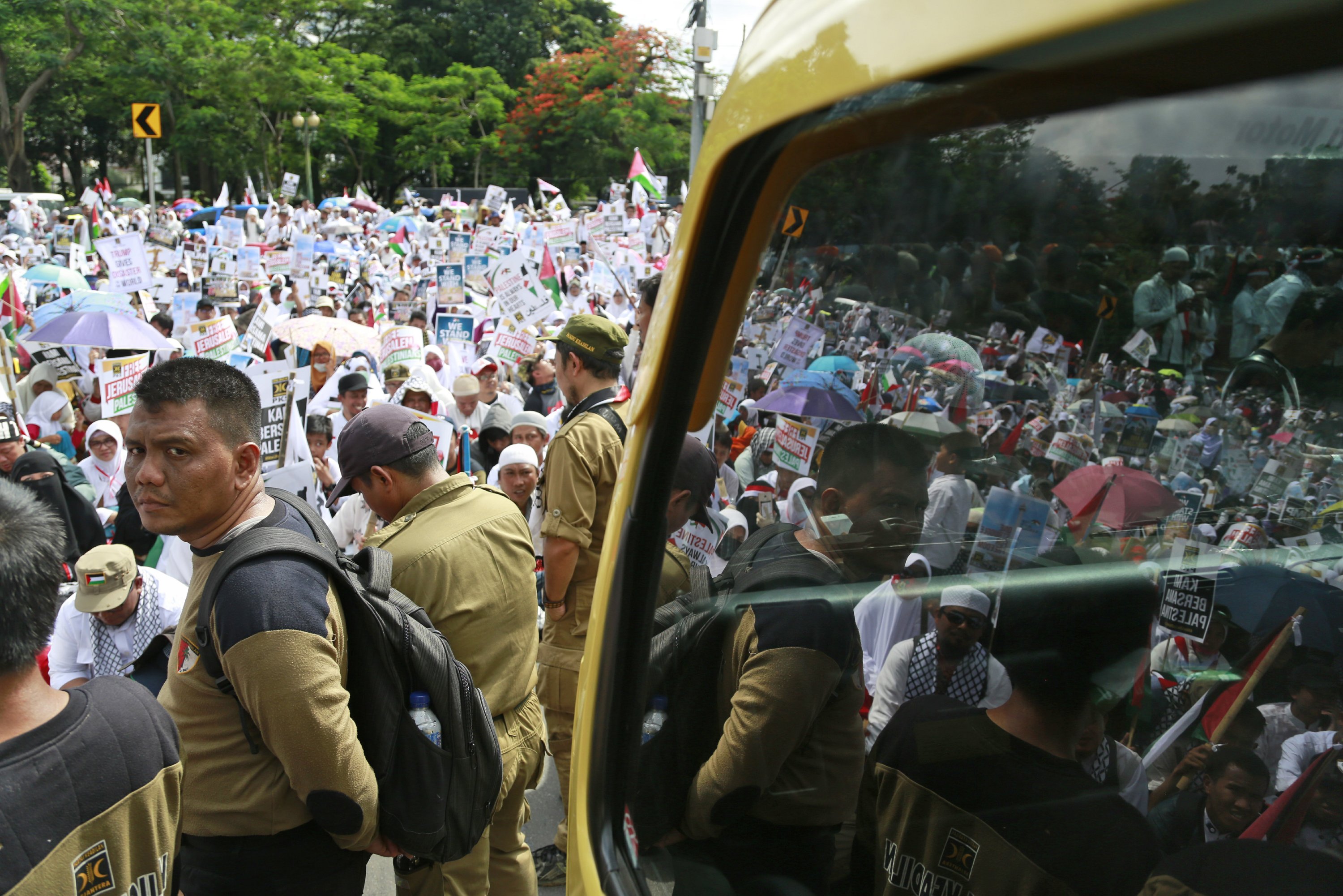 Indonesia: Masiva protesta ante embajada EEUU por Jerusalén | AP News
