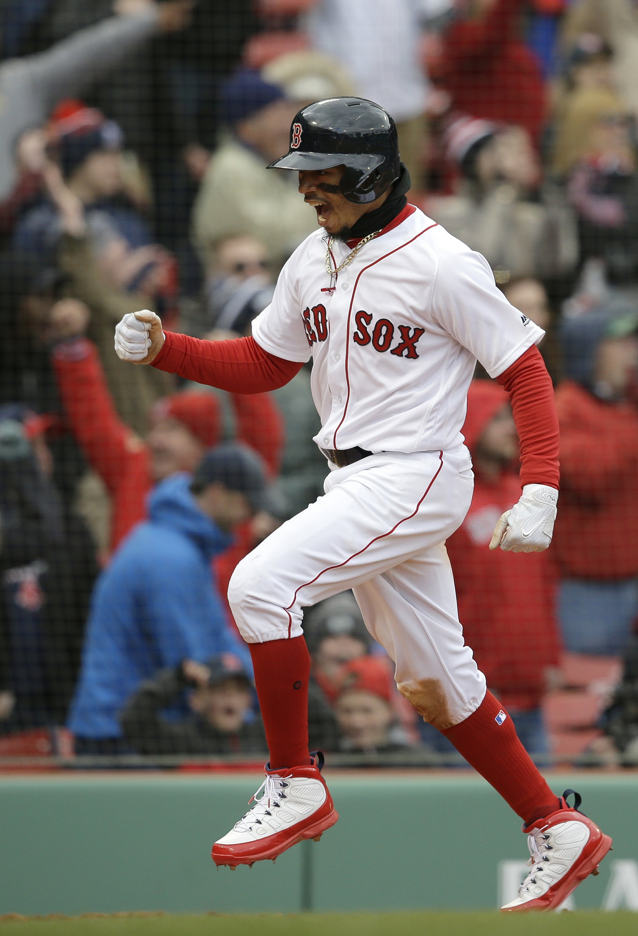 Red Sox rally past Rays for 8th straight win | AP News