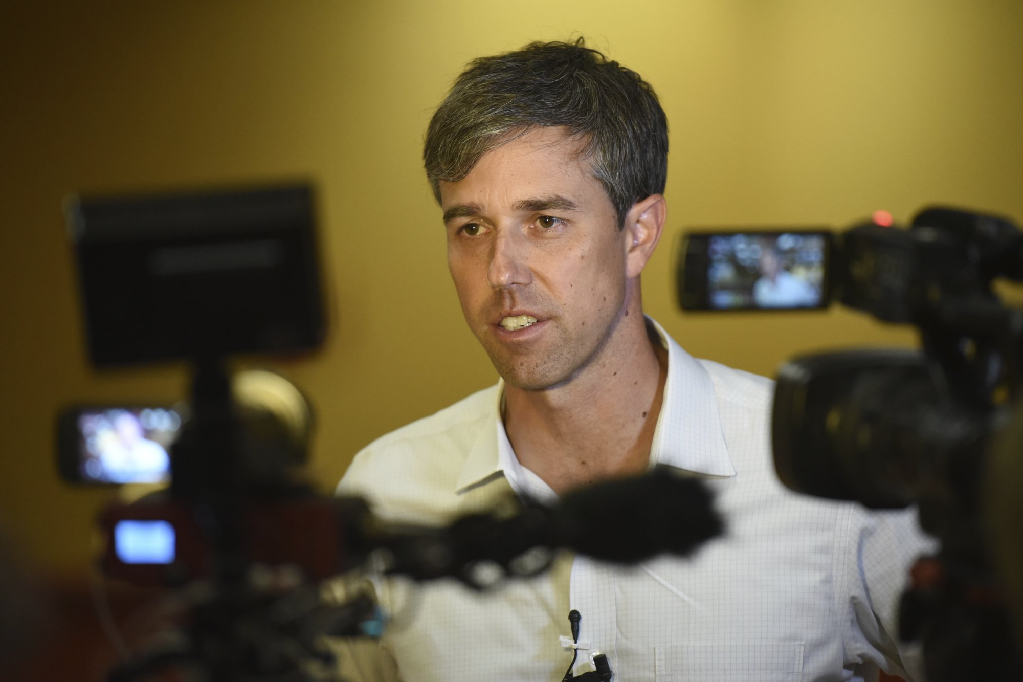 Texas Democrat Beto O'Rourke shakes up Senate race with Cruz | AP News