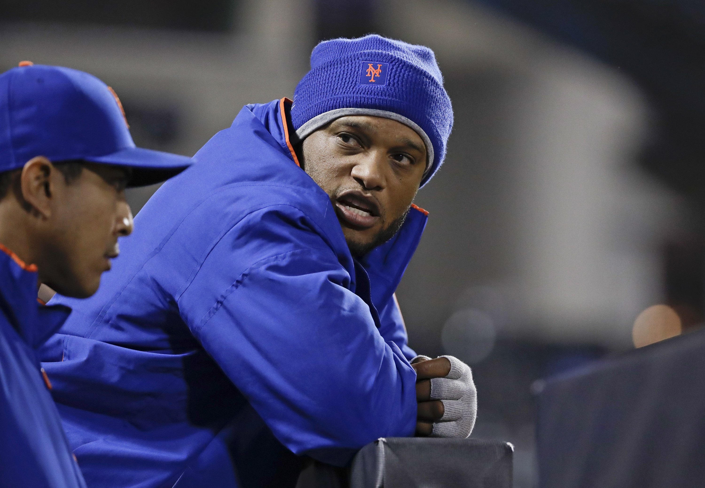 Cano's MRI shows no break in hand, but swelling remains | AP News