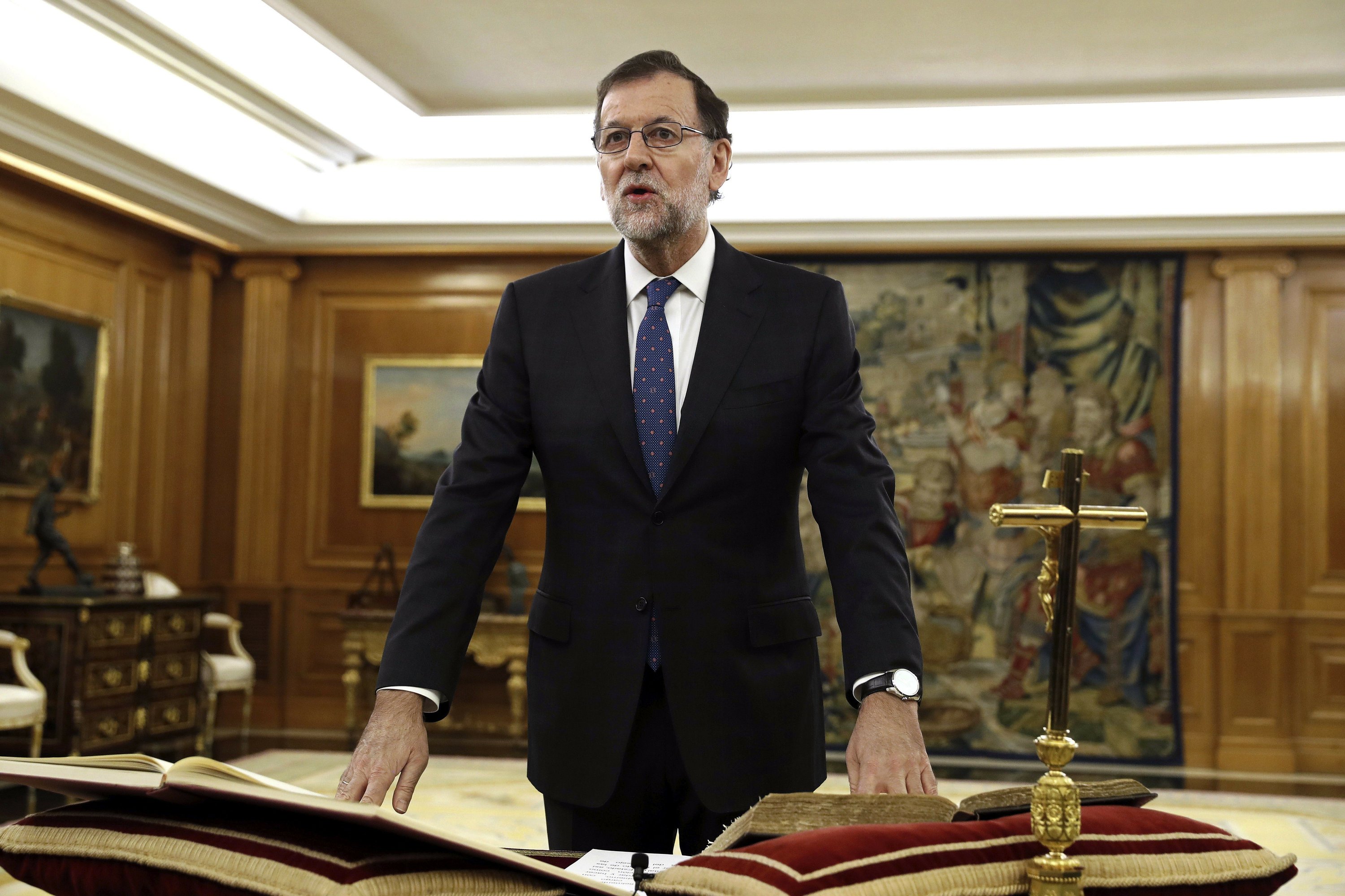 Rajoy takes oath as Spain's prime minister | AP News