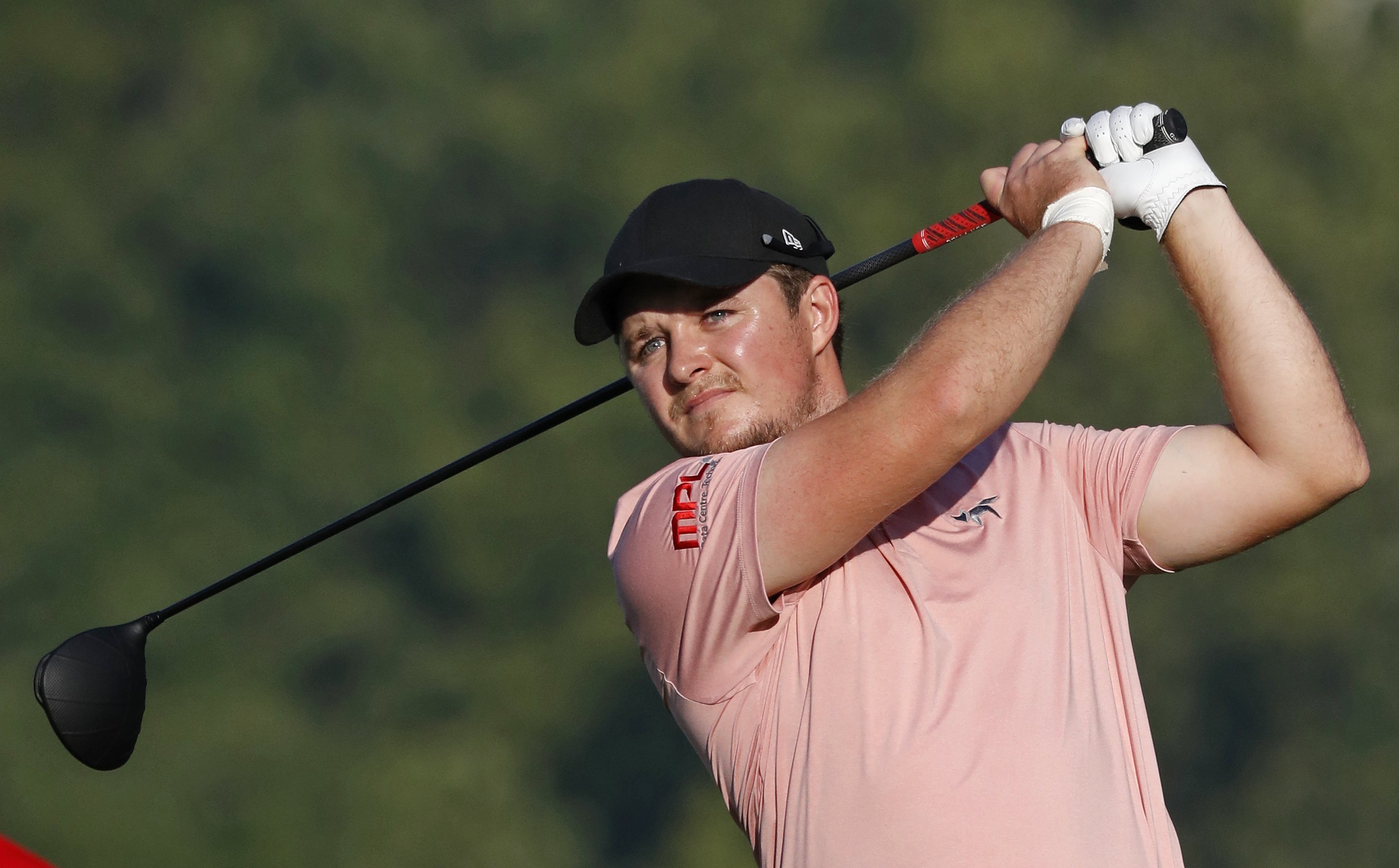 Pepperell takes lead, Fleetwood slumps at British Masters | AP News