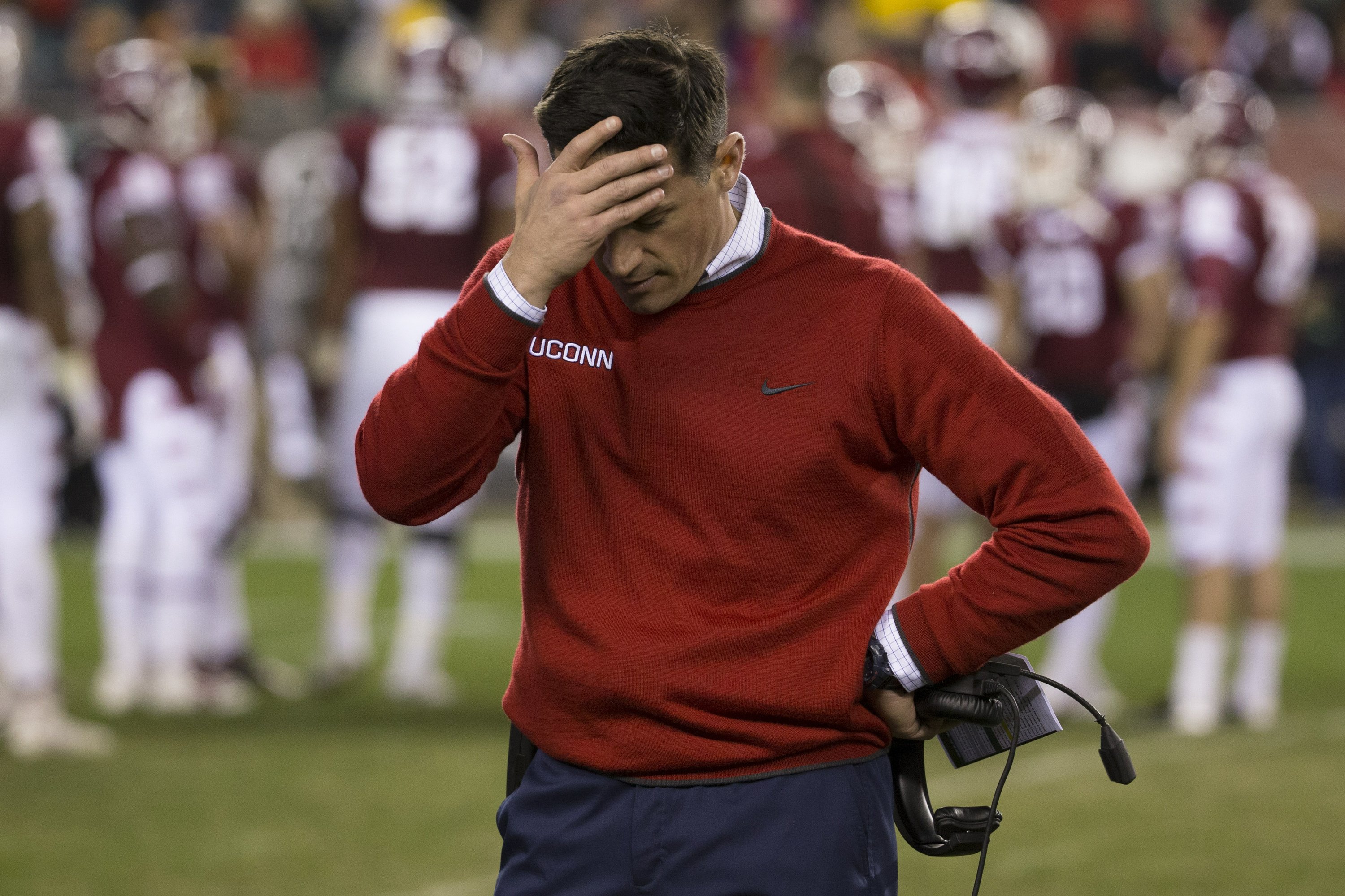 UConn fires football coach Diaco after 3-9 third season | AP News