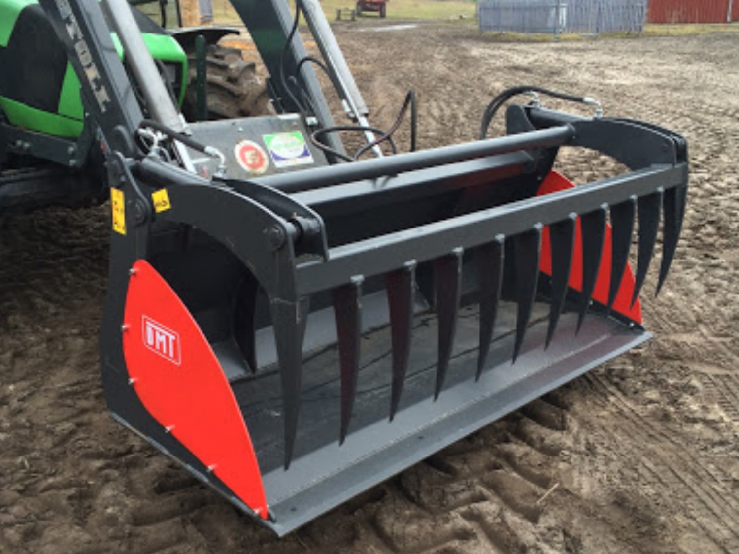 Transport and loading - Loading - Crocodiles | Agrohof GROUP