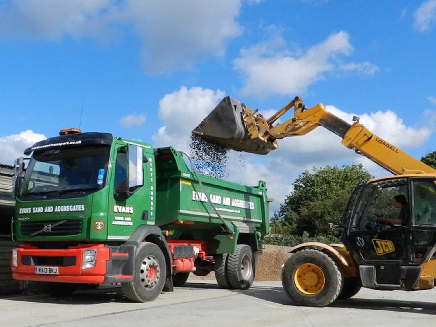 Transport and loading | Agrohof GROUP