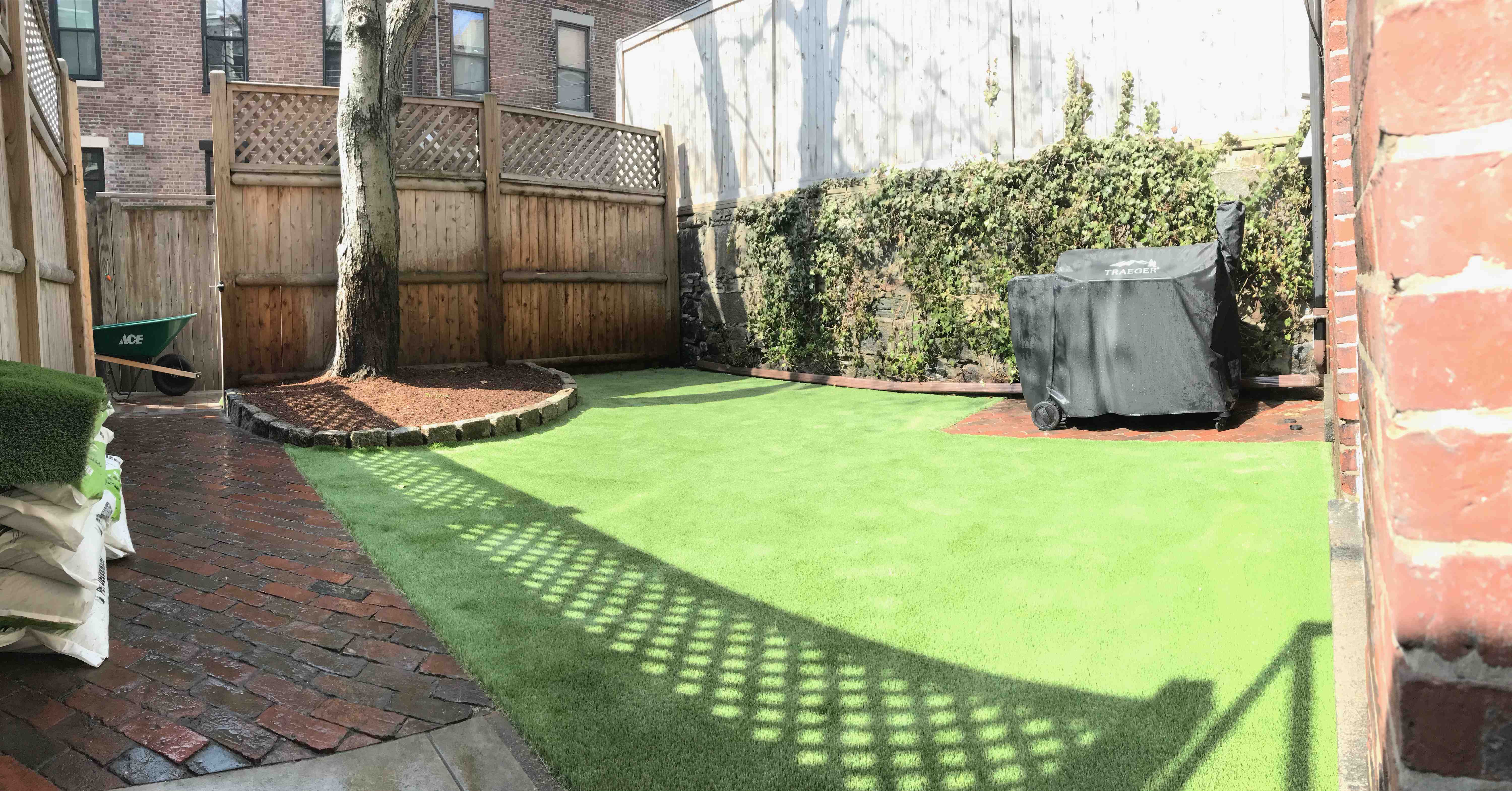 Small Yard Hardscape: 7 Genius Ideas