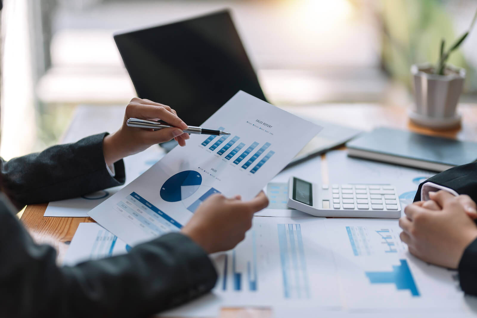 6 Steps of How To Perform a Market Competitor Analysis? - Invision ...