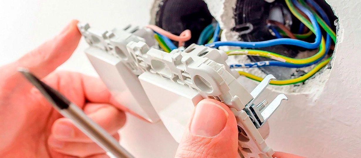 Installation of switches in Spain