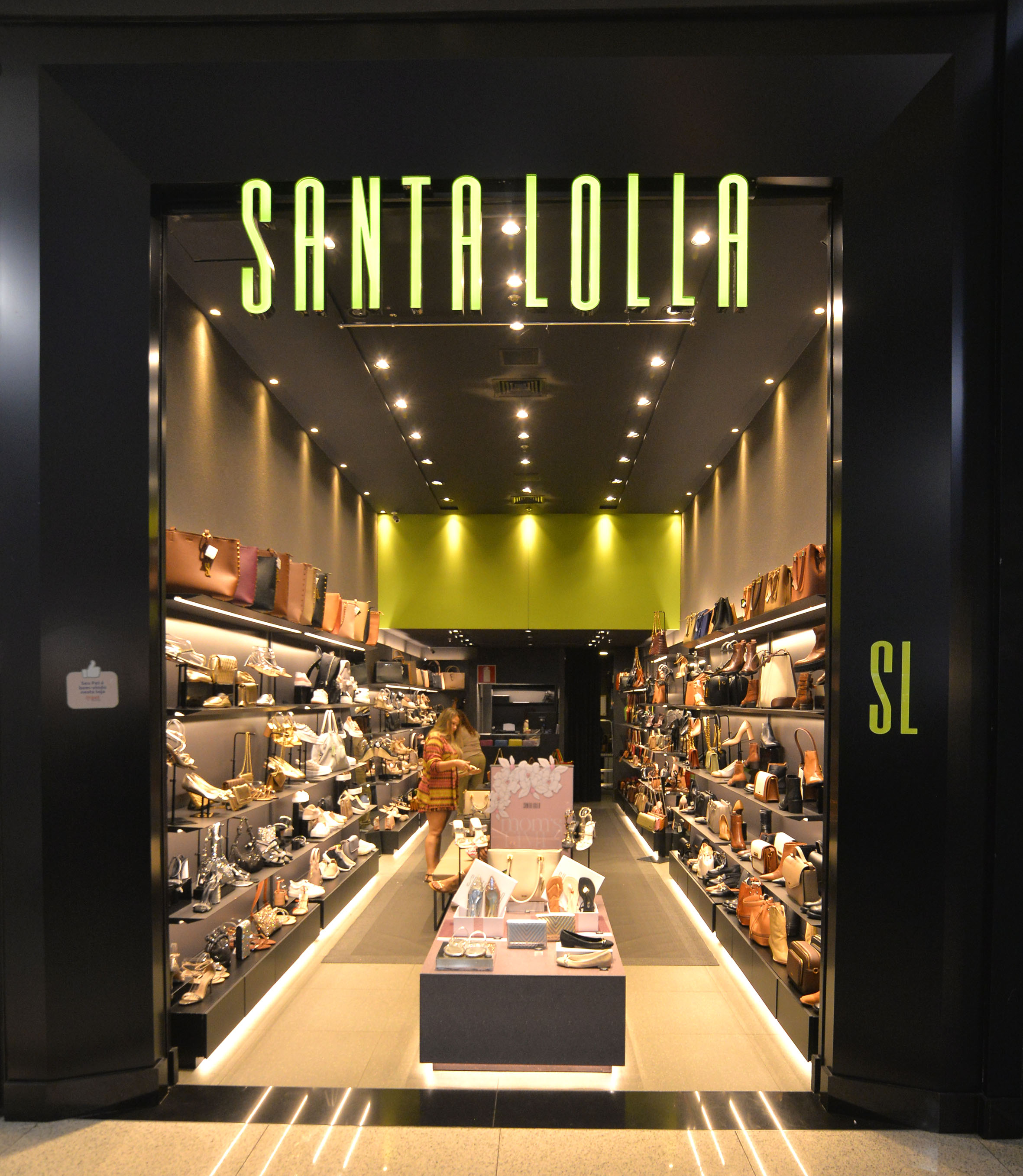 Santa Lolla | Minas Shopping