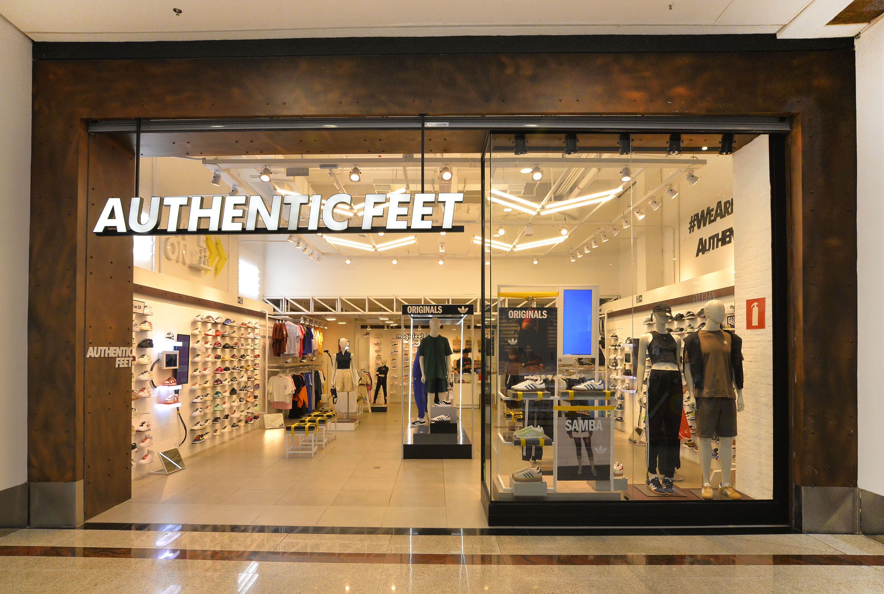 Authentic Feet | Minas Shopping