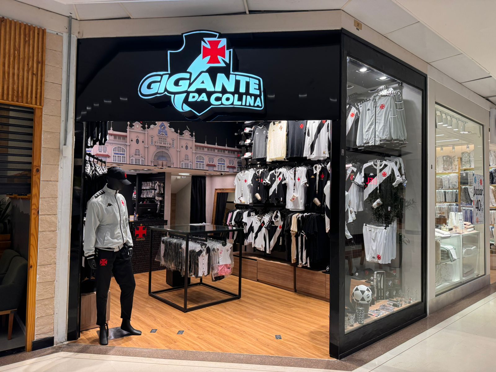 GIGANTE DA COLINA | Botafogo Praia Shopping