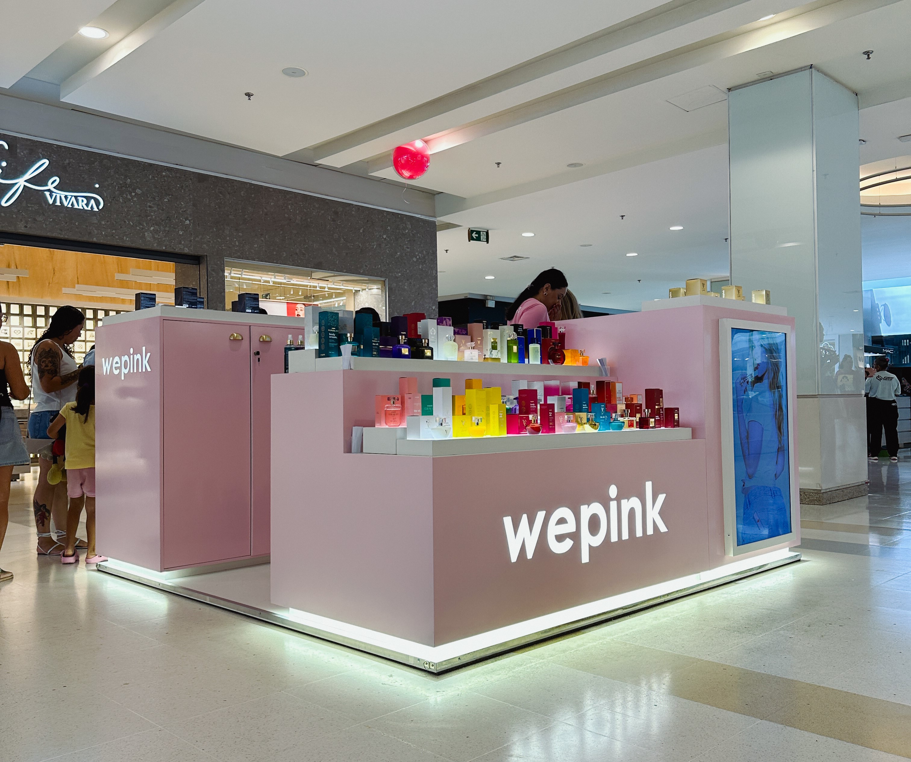 WE PINK | CenterVale Shopping