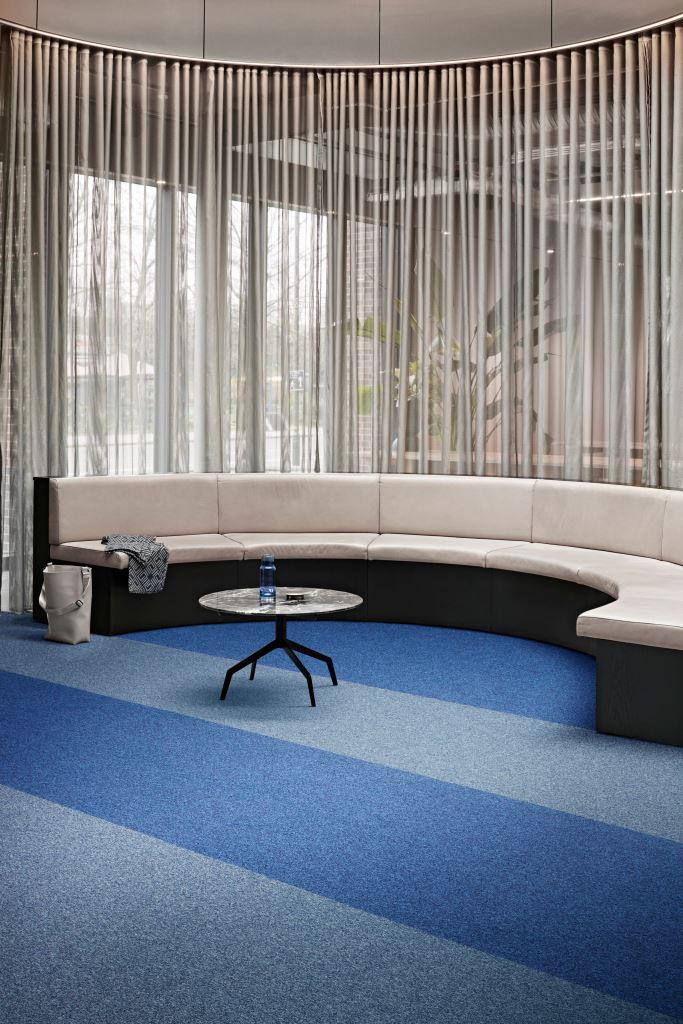 Heuga 727 de INTERFACE : fiche produit et informations techniques sur ...