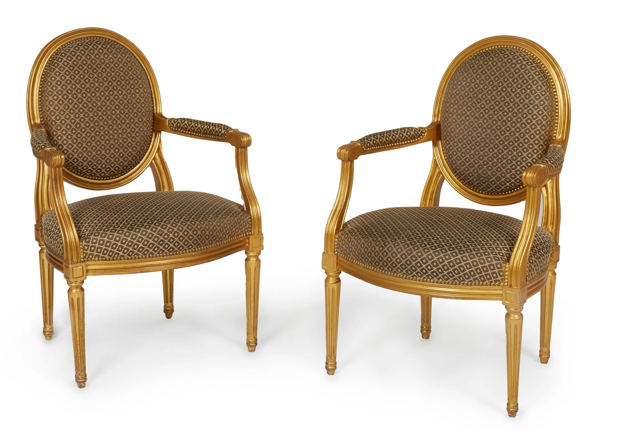 Paire de fauteuils de style Louis XVI du restaurant étoilé "Le Cinq ...