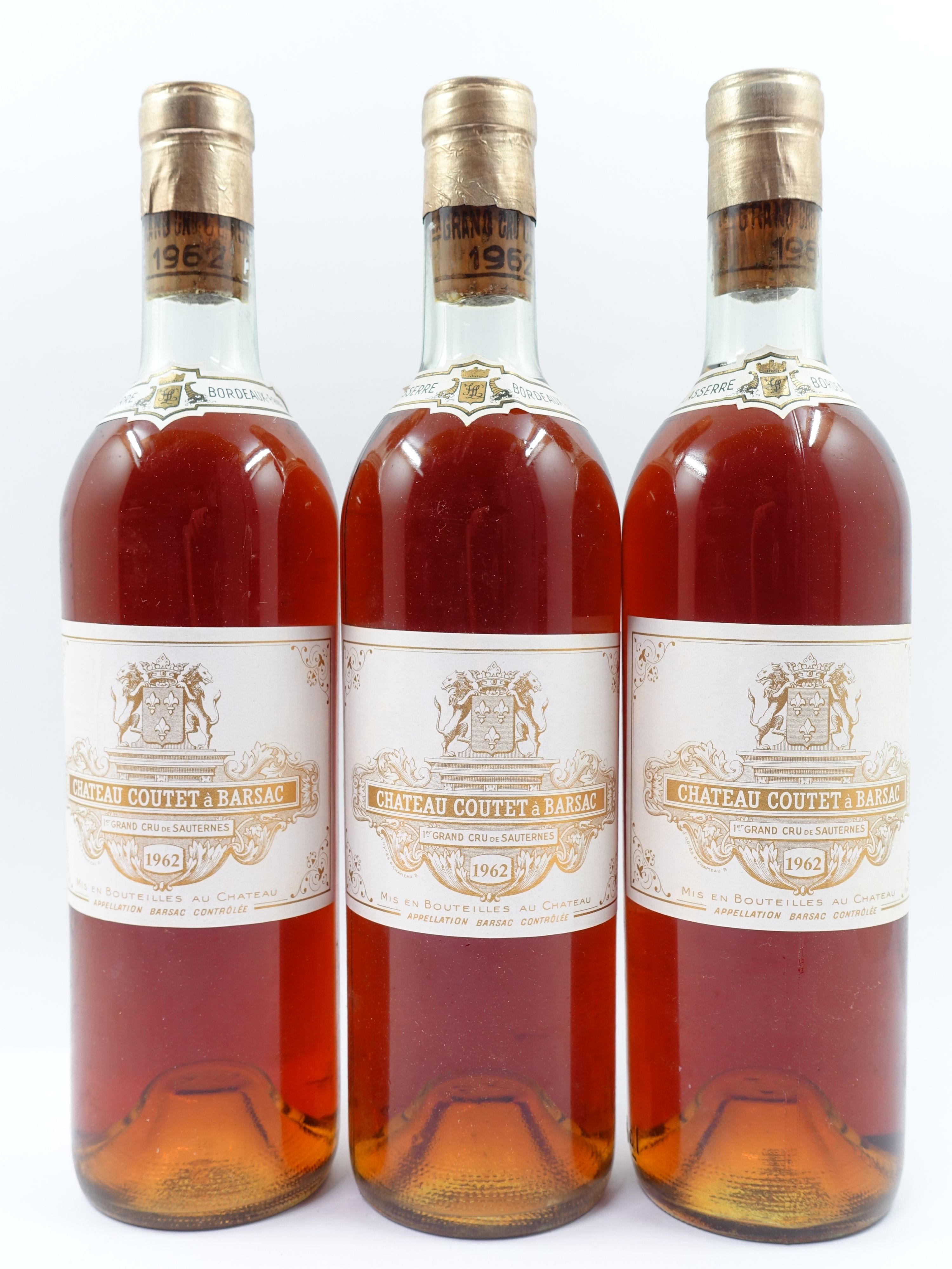 3 bouteilles CHÂTEAU COUTET 1962 1er Cru Barsac (légèrement bas | Artcurial