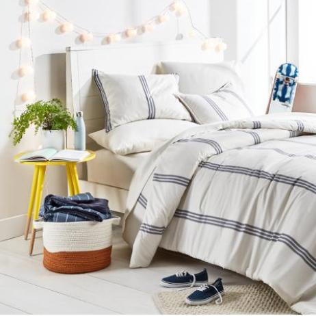 Dorm Room Essentials: What to Buy & What to Skip