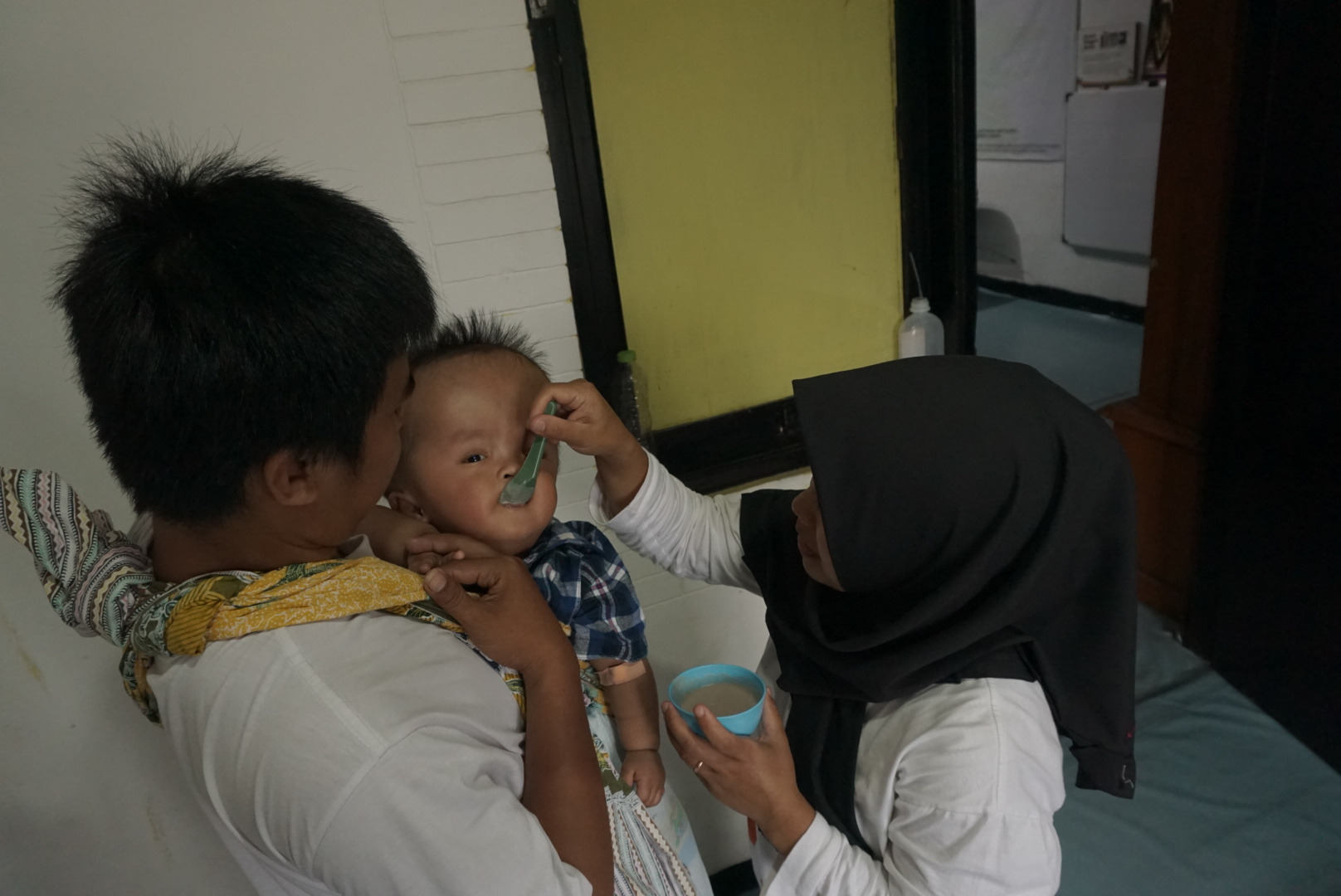 SharingHappiness | Bantu Reza Cairan Hidrosefalus Terus Merendam Otaknya