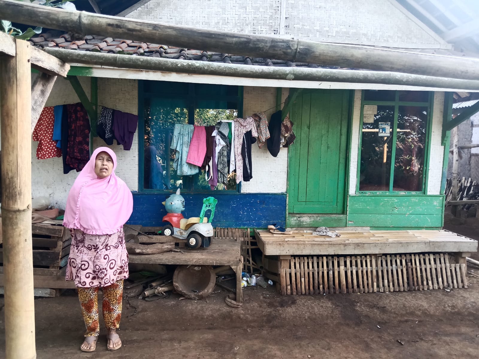 SharingHappiness | Jadi Guru Ngaji Nenek Fatonah Berjuang Bertahan Hidup