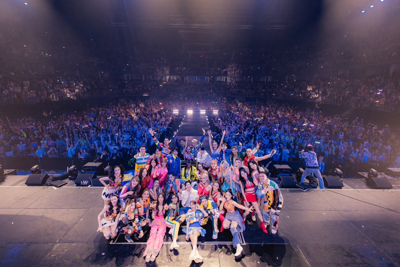 GRAMMY X RS : 2K Celebration Concert คอนเสิร์ตที่อัดแน่นไปด้วยโมเมนต์สุดเซอร์ไพรส์จากศิลปินตัวท็ ...