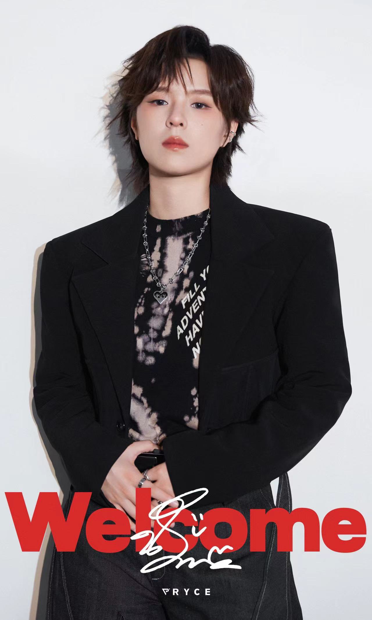 SUNNEE เซ็นสัญญาเป็นศิลปินภายใต้ค่าย RYCE Entertainment ที่ก่อตั้งโดย Jackson Wang