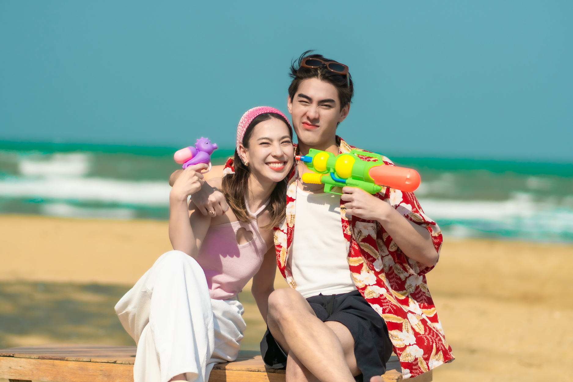 ‘ถ้าเธออยากไปทะเลฉันพร้อม… (Talay)’ เพลงป๊อบฟังสบาย ที่พาไปสัมผัสกับอีก ...