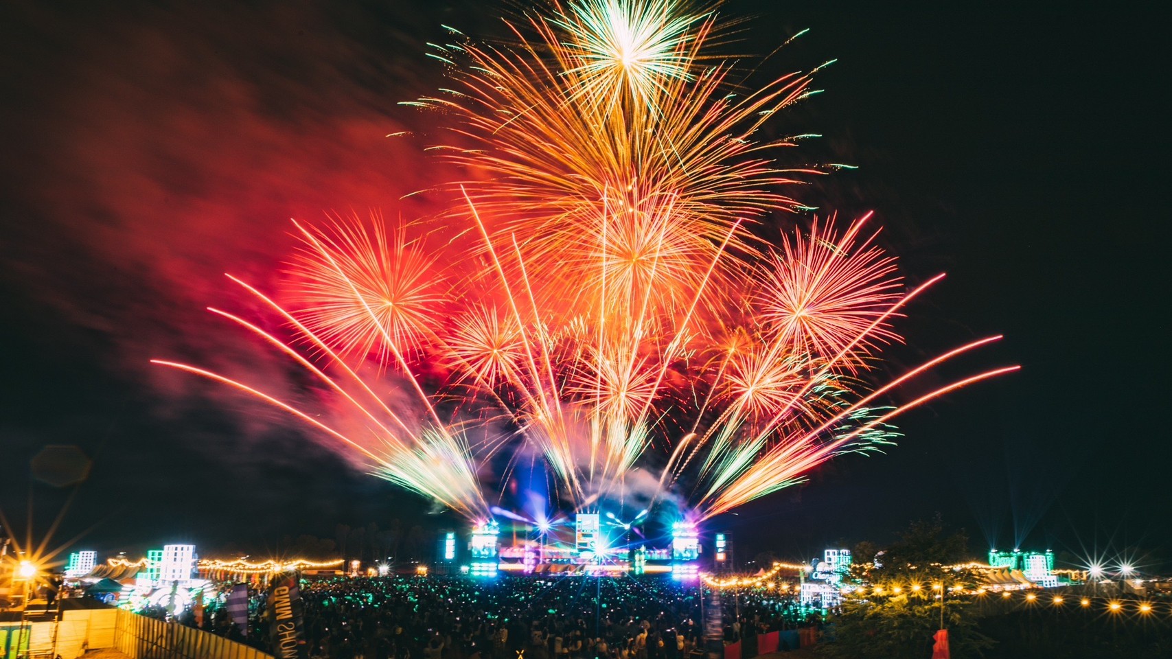 GMM SHOW ยกทักศิลปิน 19 เบอร์ขึ้นเวที ‘เฉียงเหนือเฟส’ มันเต็มอิ่ม! สนุก ...