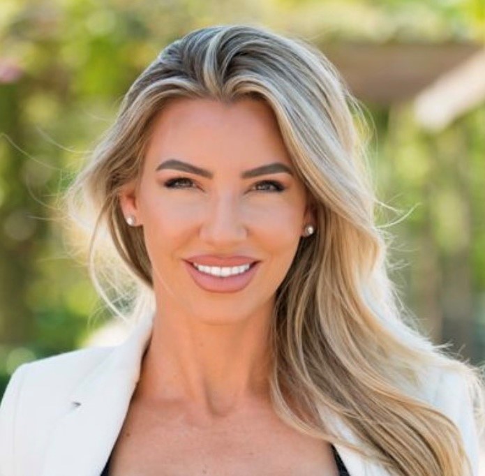 Jennifer Burkell at Keller Williams Jupiter