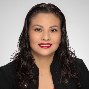 Mayra Cortez De Vivar at Keller Williams Mission Viejo