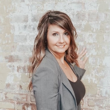 Kristy Everett at Keller Williams Premier Lake Oconee