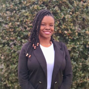 Amanda Haynes at Keller Williams Legendary