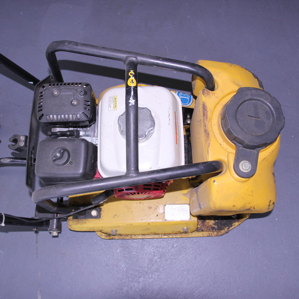 Wacker Walk Behind Vibratory PLATE COMPACTOR 90 HONDA GX160 GAS ENGINE ...