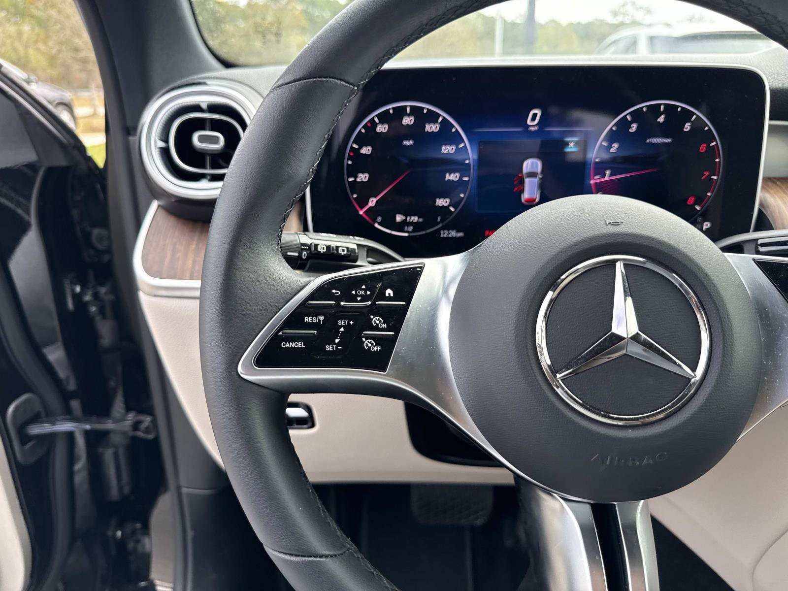 2025 مرسيدس GLC 300 | أوتو إكس لاستيراد السيارات من أمريكا