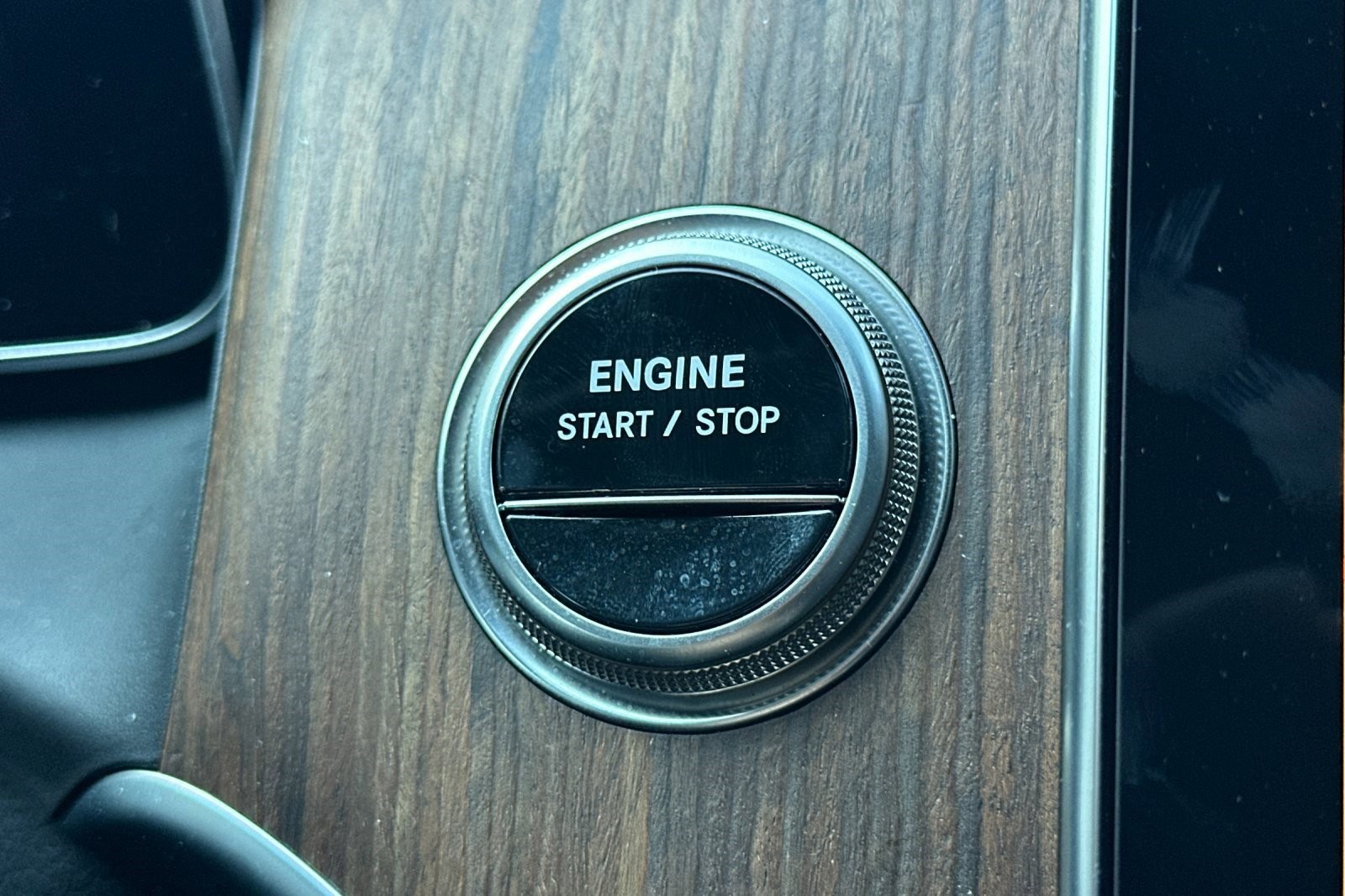 2025 مرسيدس GLC 350e | أوتو إكس لاستيراد السيارات من أمريكا