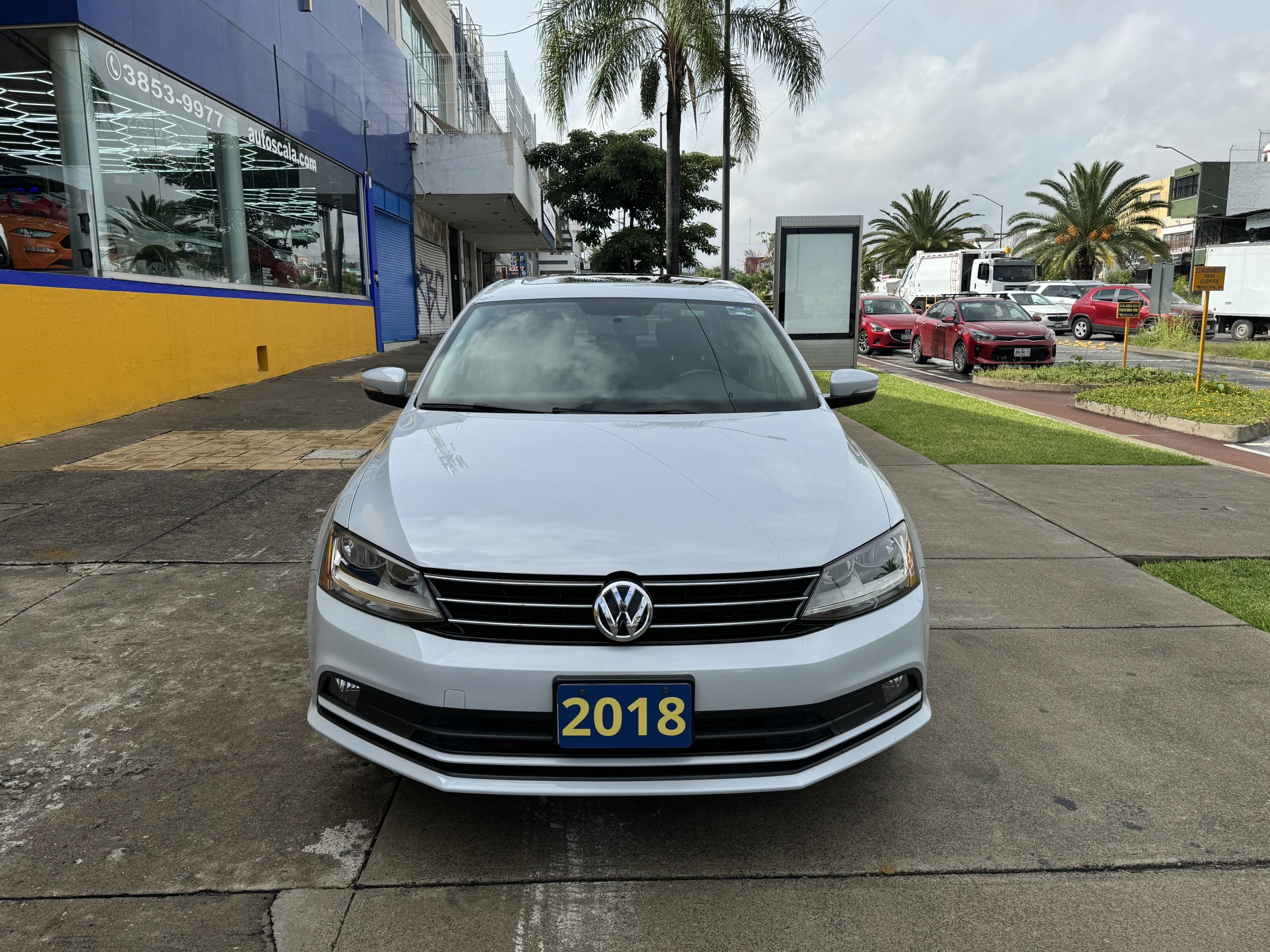 Volkswagen Jetta SPORTLINE 2.5L "1 DUEÑO,FACTURA ORIGINAL" 2018 ...